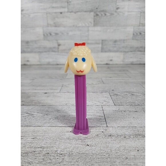 PEZ | Toys | Vintage 97s 1980s Pez Sheep Lamb Pez Dispenser Purple Stem ...